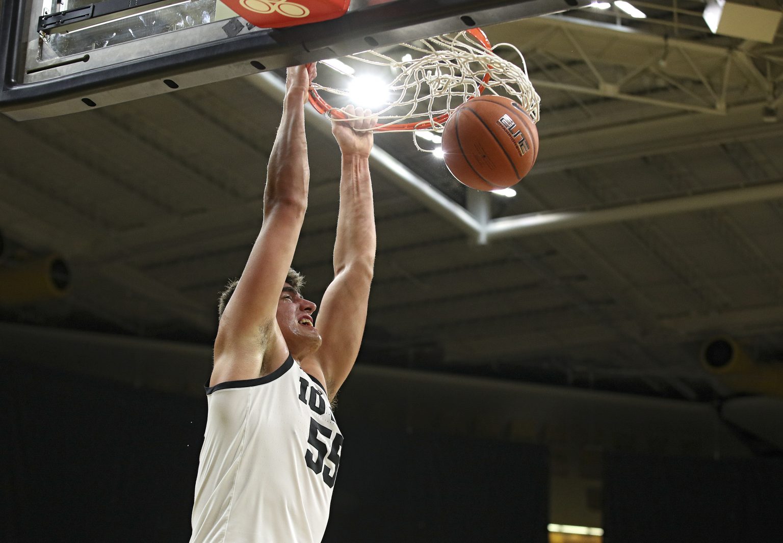 Luka Garza unstoppable as fifth-ranked Iowa crushes Southern University ...