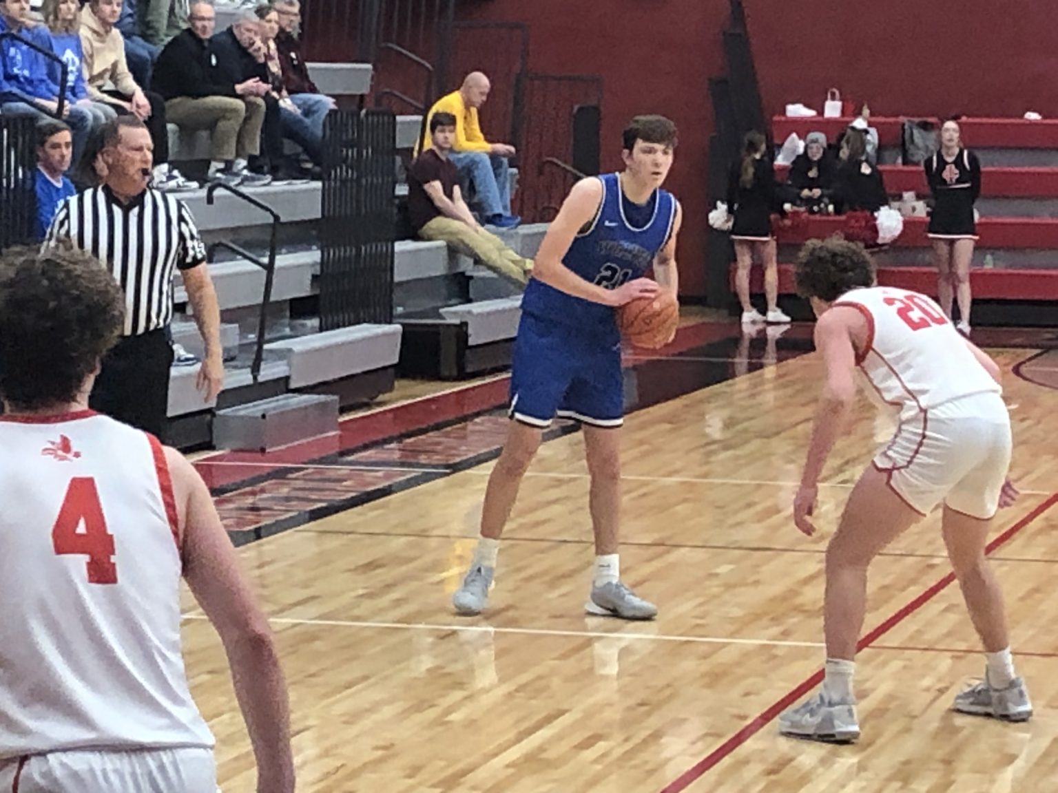 Pryce Sandfort puts on quite a performance for his older brother and ...