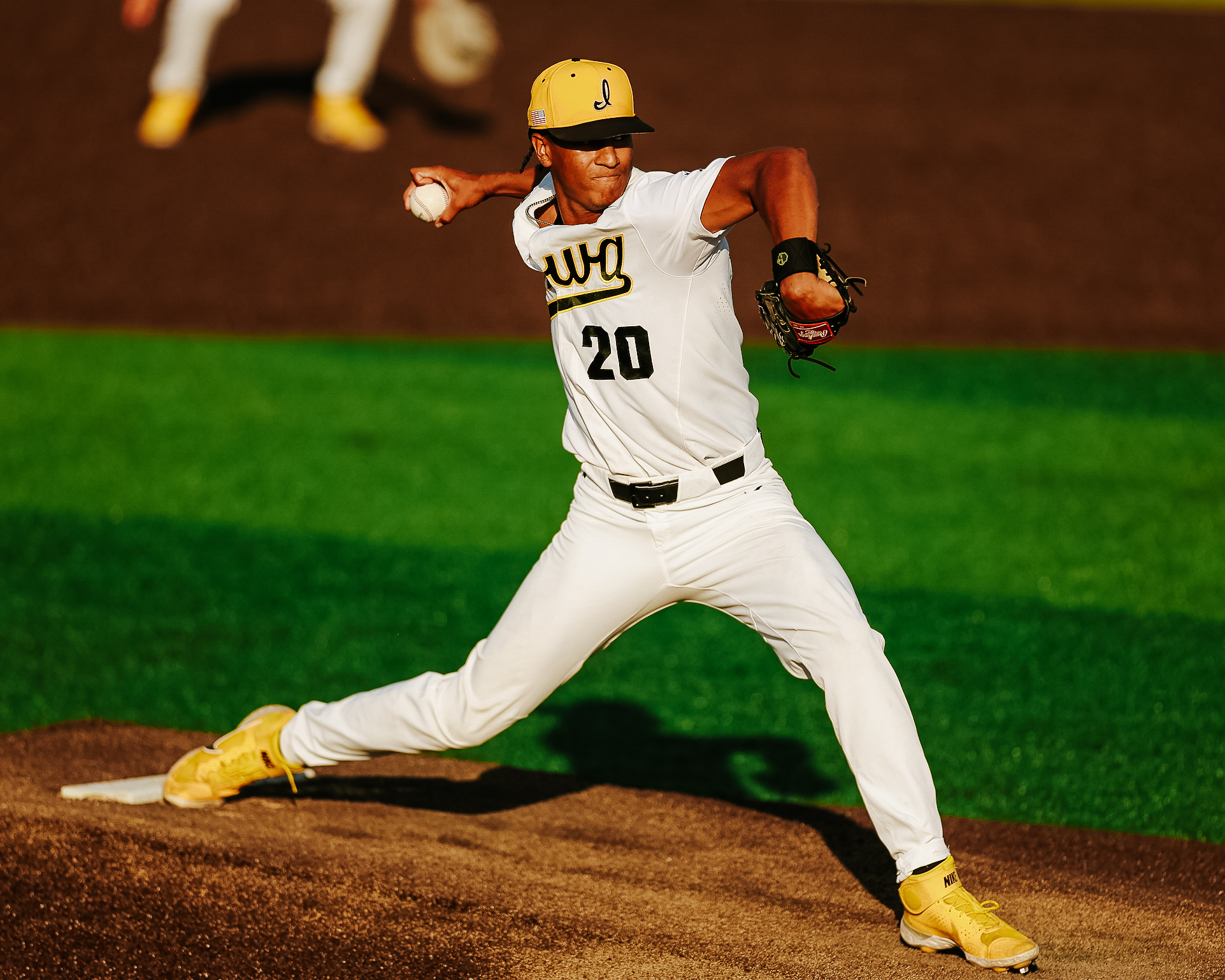 Iowa baseball defeats North Carolina 5-4 in NCAA regional - Hawk Fanatic