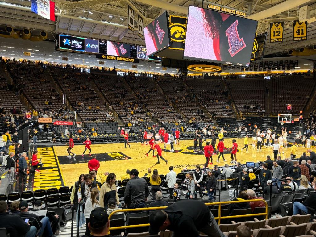 Moving students closer to courtside in Carver-Hawkeye Arena should be ...