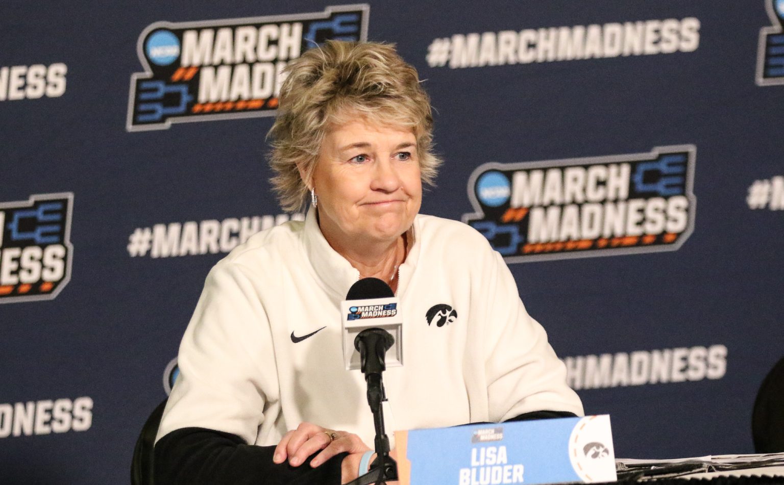Lisa Bluder 4/2/24 NCAA Final Four press conference transcript - Hawk ...