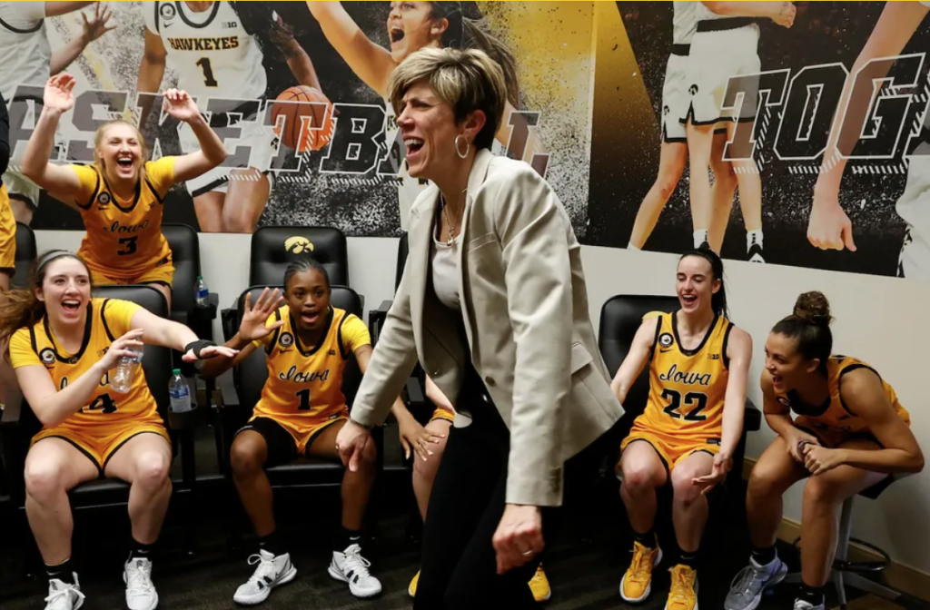 My mother was sure right about Jan Jensen being special - Hawk Fanatic