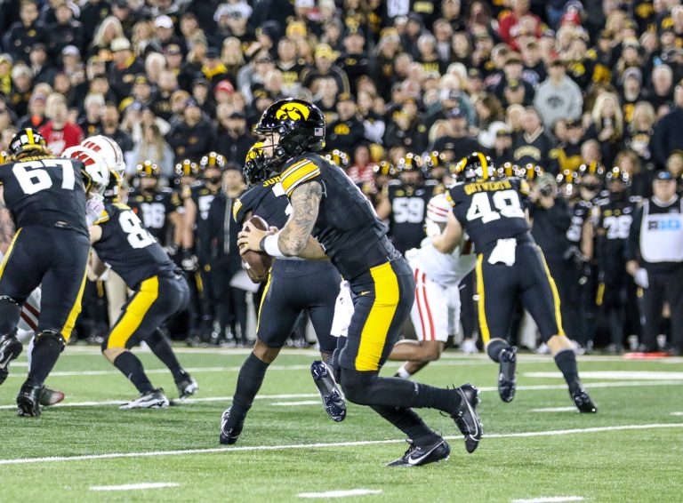 Role/success of Iowa QBs has been much different under Kirk Ferentz ...