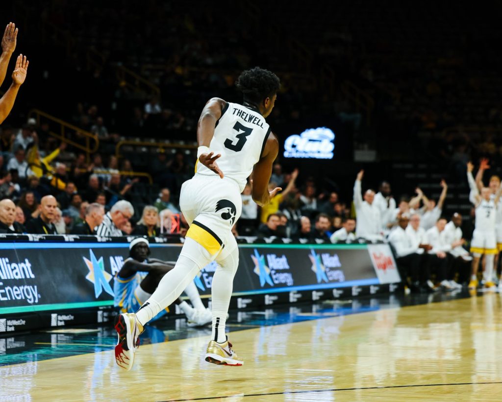 Iowa men make 18 threes in 89-74 victory over Southern - Hawk Fanatic