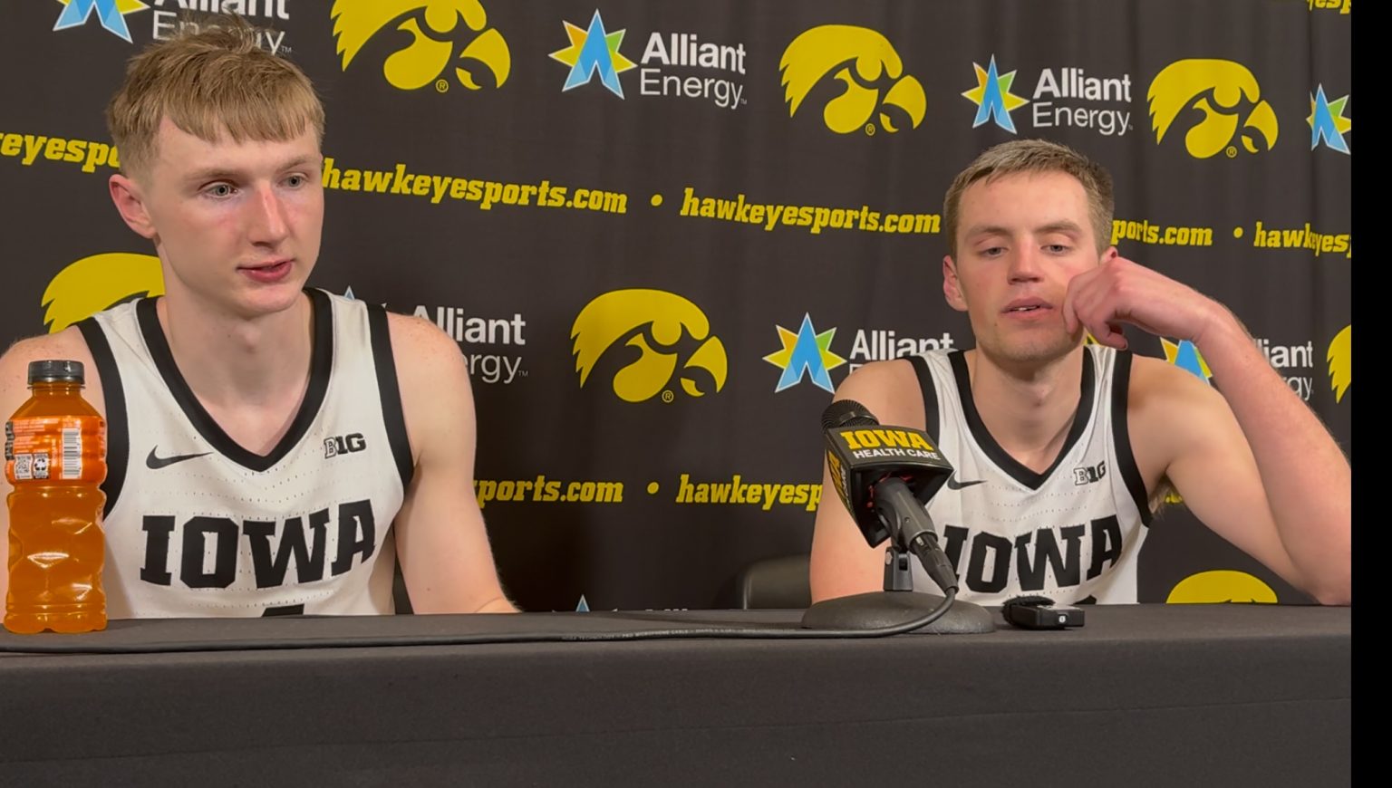 Hawkeye Men's Basketball - University of Iowa News | HawkFanatic - Pat ...