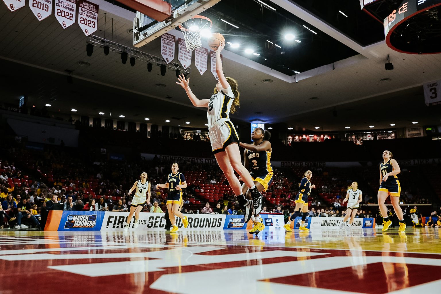 Iowa sophomore center Ava Heiden ready to shine with family nearby ...