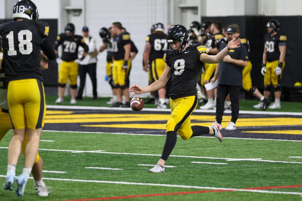 Updating/analyzing Iowa football's transfer portal status - Hawk Fanatic