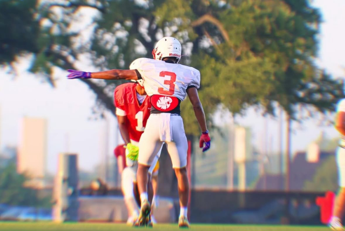 Isaiah McMillian Discusses Iowa Football Offer - Hawk Fanatic