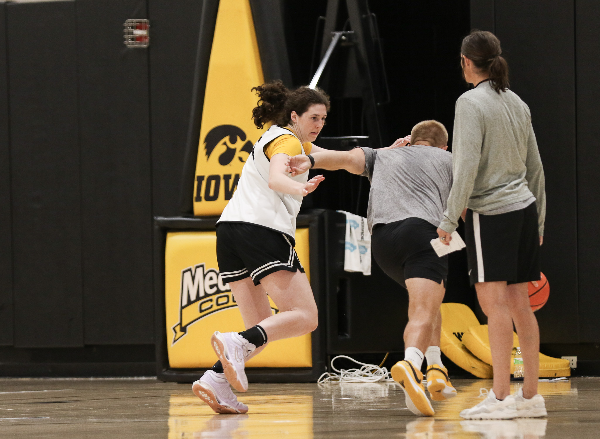 Iowa sophomore center Ava Heiden ready to shine with family nearby ...