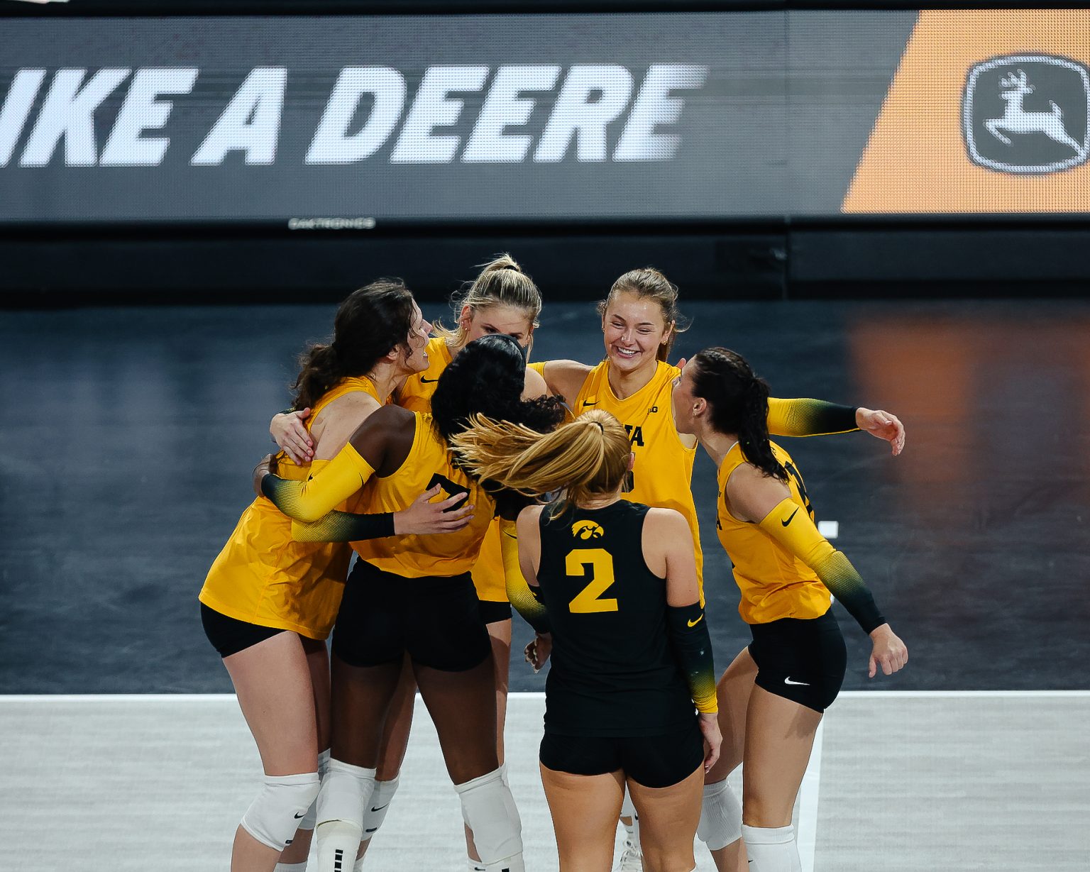 Iowa volleyball falls to Iowa State in five sets - Hawk Fanatic