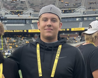 Hawkeyes Host Declan Heying - Hawk Fanatic