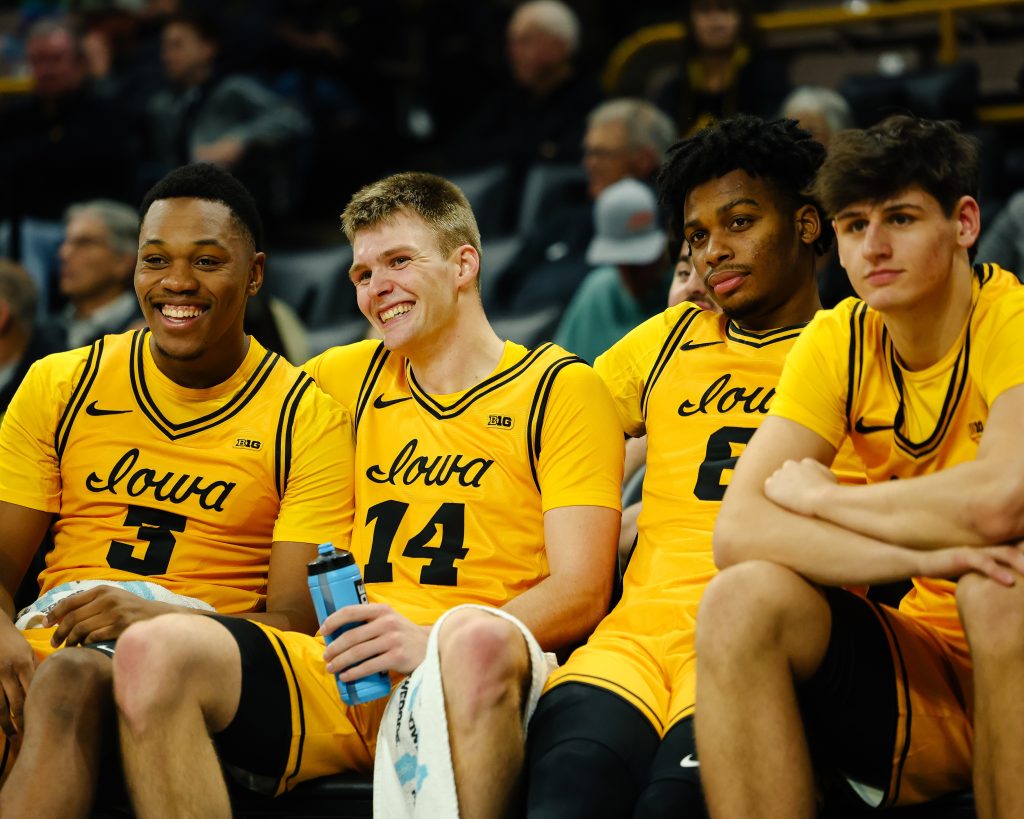Hawkeye Men's Basketball - University of Iowa News | HawkFanatic - Pat ...