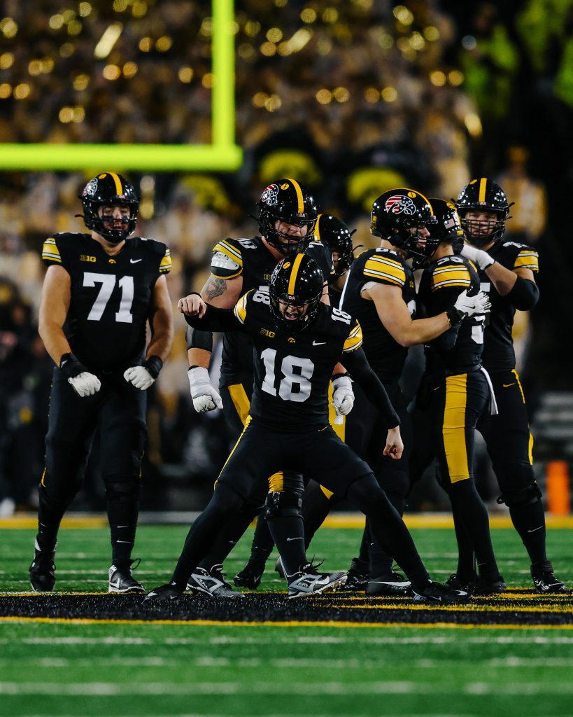 Iowa's usually reliable defense fails to deliver against Oregon with ...