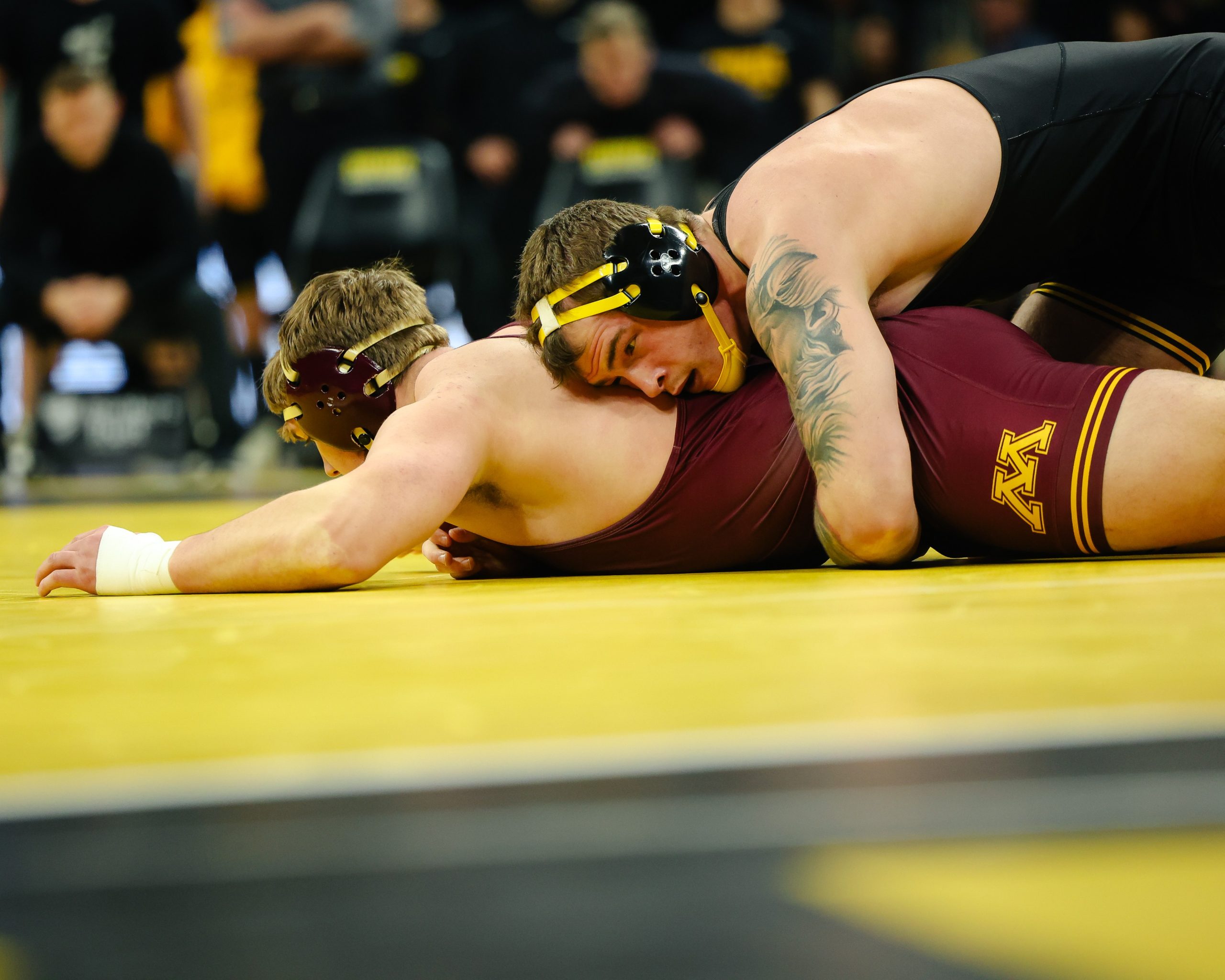Fourth-ranked Iowa wrestling falls to No. 9 Minnesota 23-16 at Carver ...