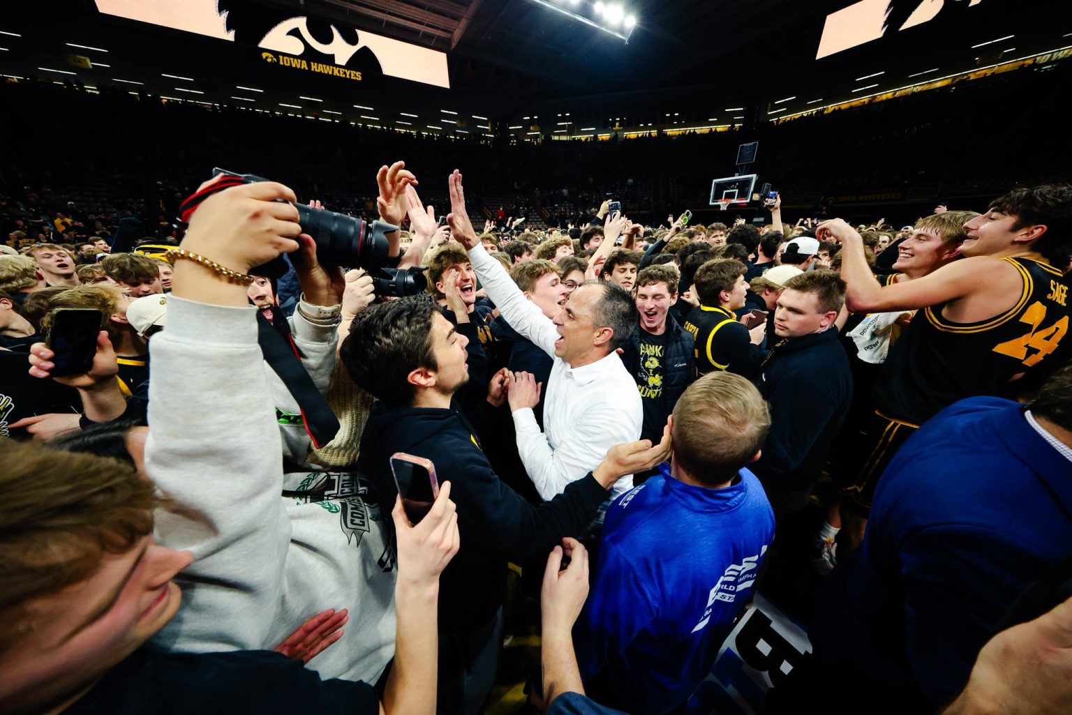 University of Iowa - Hawkeye Women's Basketball News | HawkFanatic ...