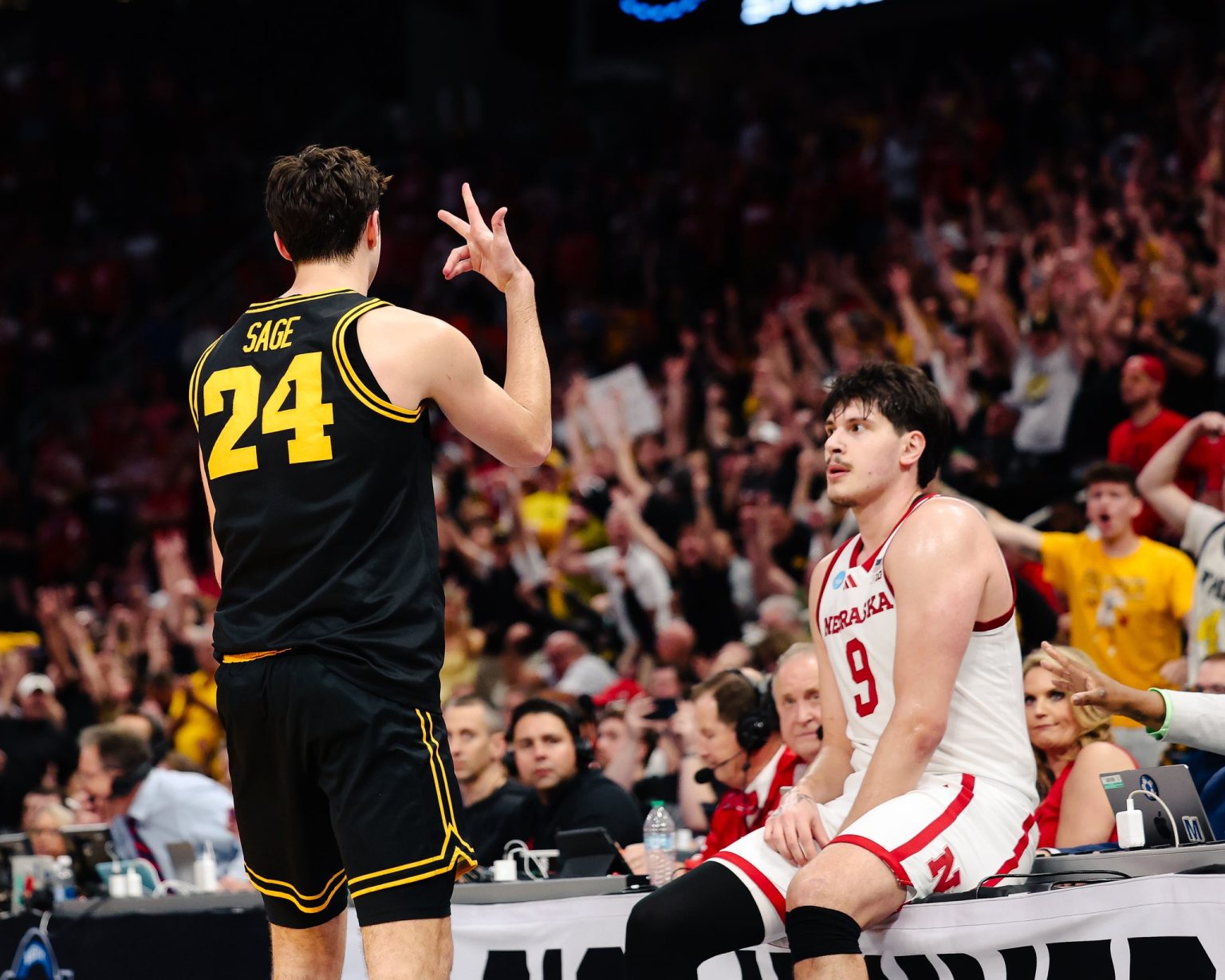 Iowa men defeat Nebraska 77-71 to advance to Elite Eight for first time ...