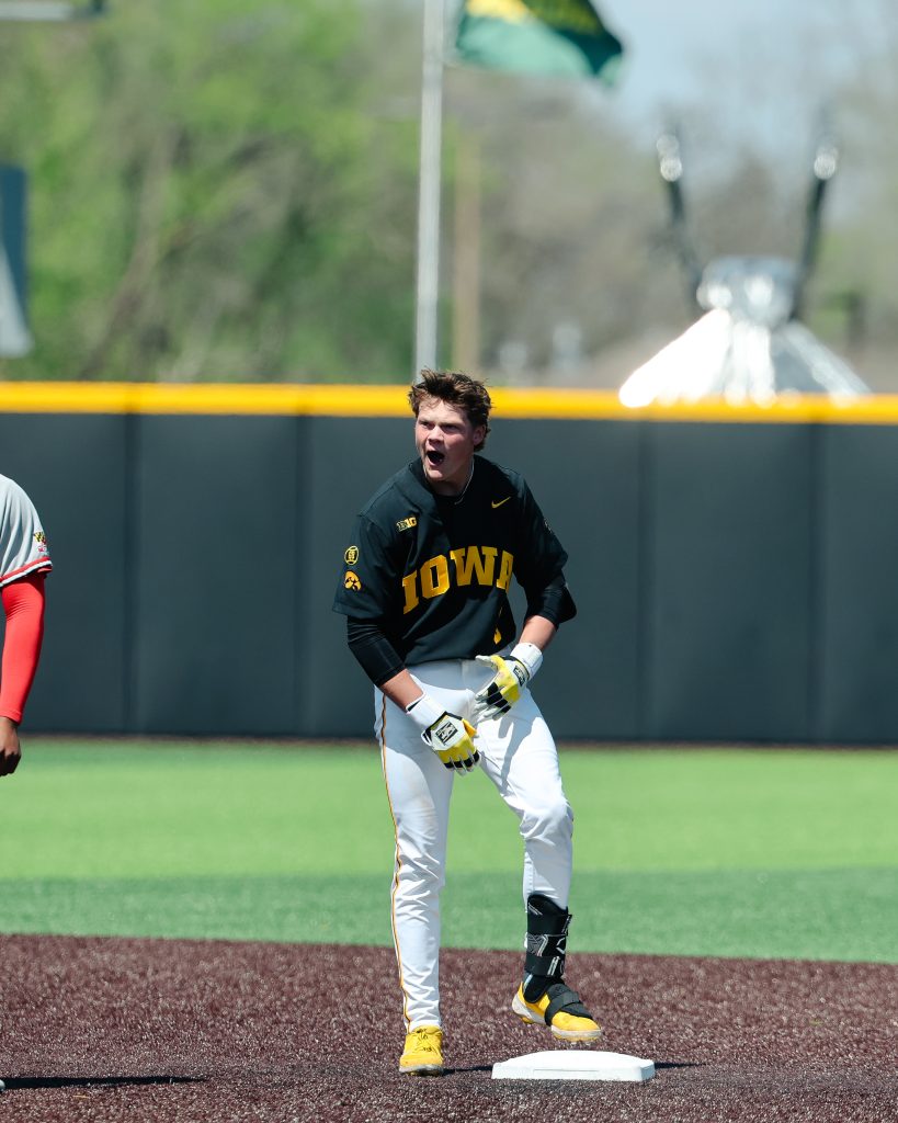 Iowa baseball clinches series against Maryland with two wins - Hawk Fanatic